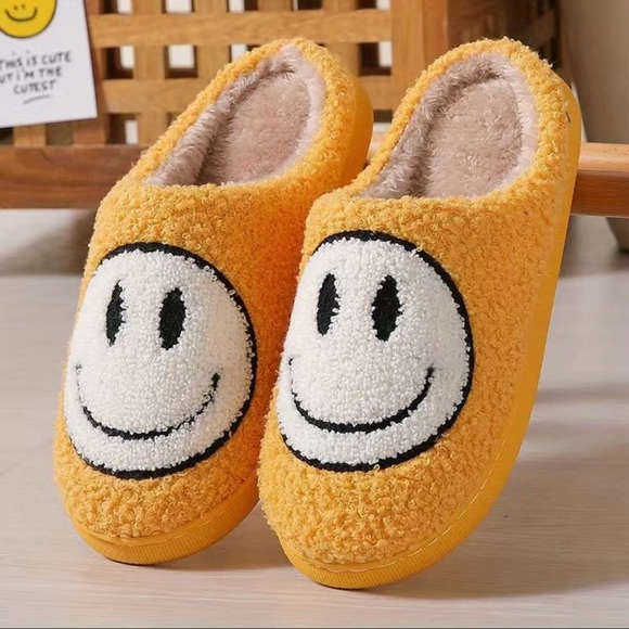 Shoes | Happy Face Slipper | Poshmark